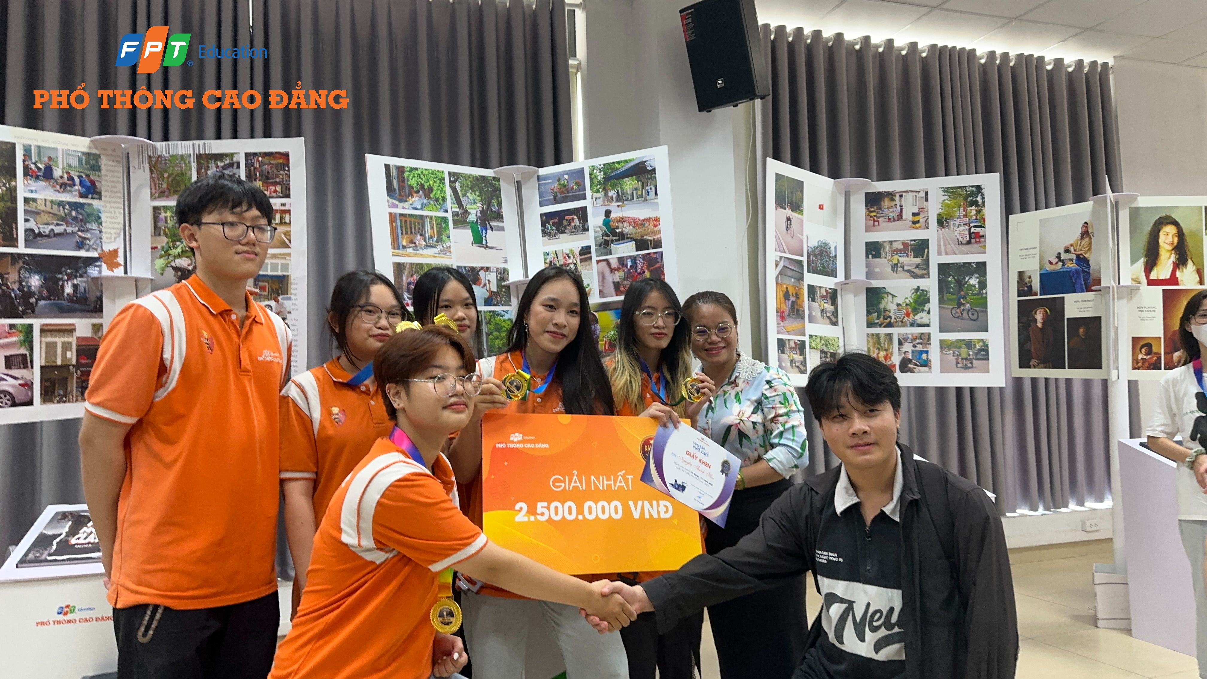 Sinh viên Phổ thông Cao đẳng - FPT Polytechnic “flex” cực chất khả năng ...