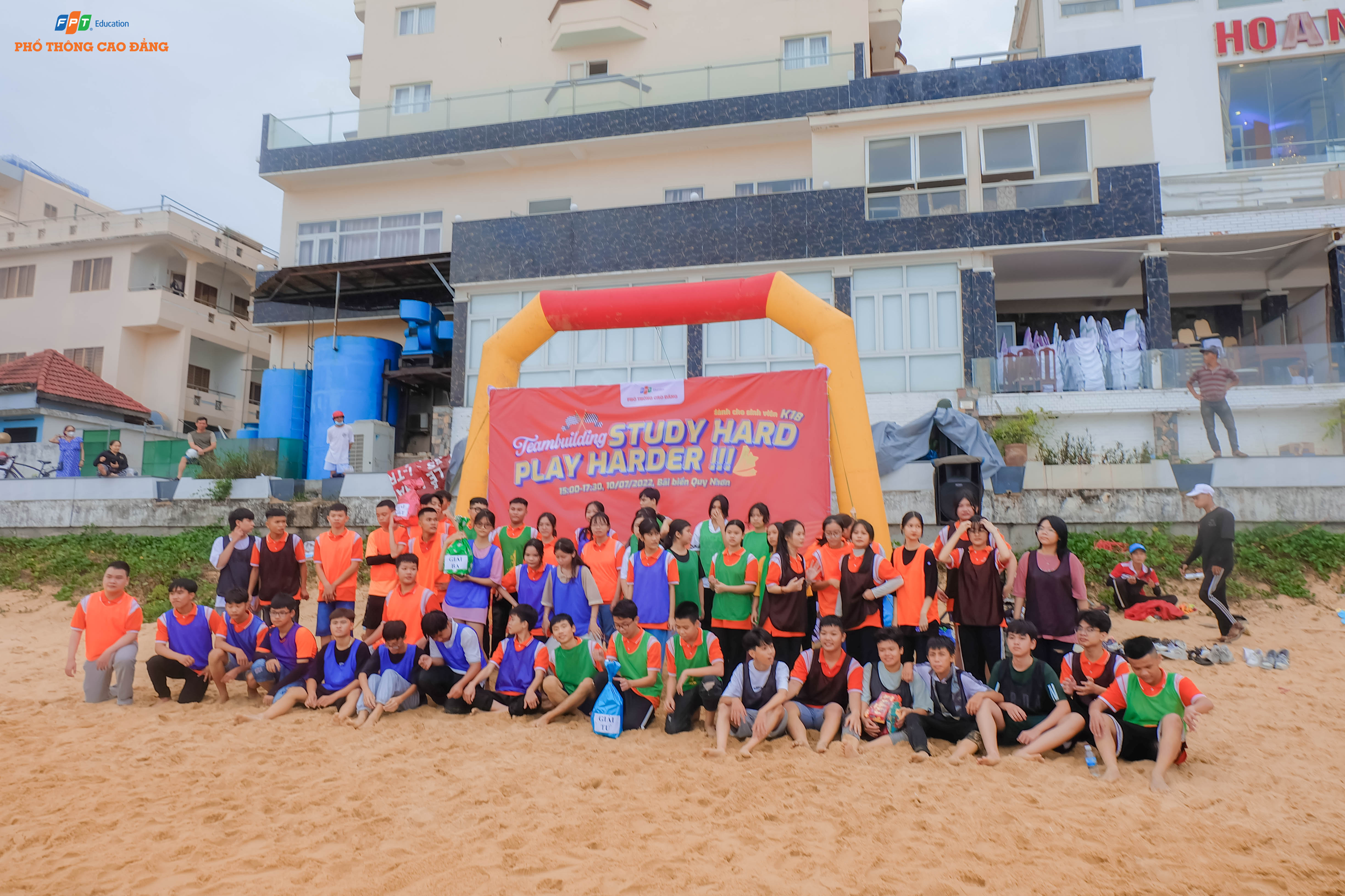 Team Building “Study Hard – Play harder” cùng Phổ thông Cao đẳng FPT Polytechnic Bình Định - FPT ...