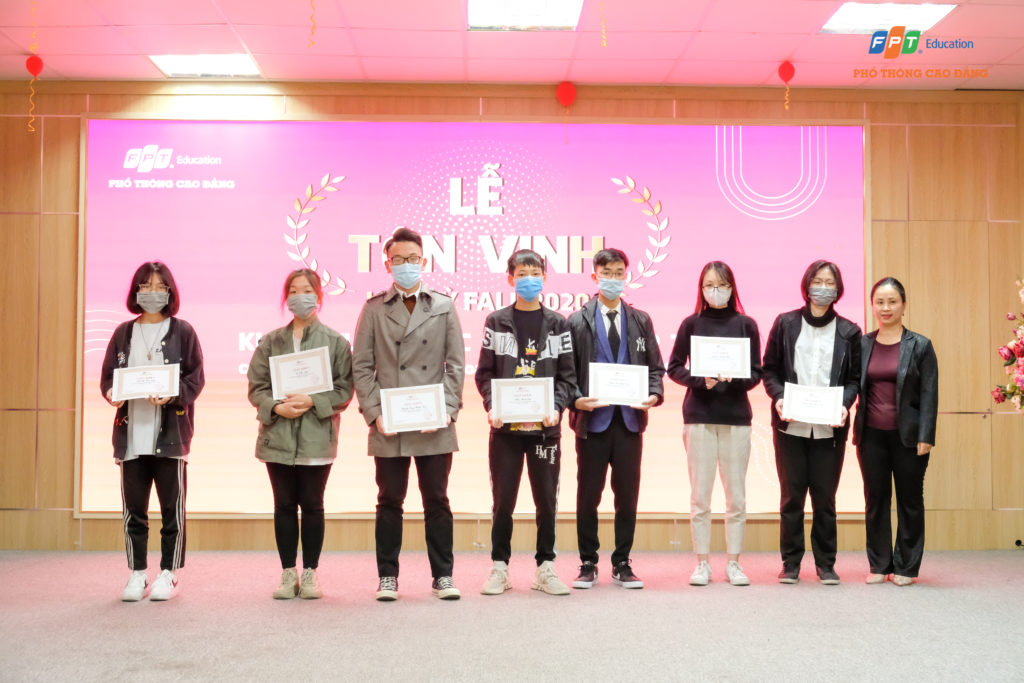 Lộ diện 5 Ong Vàng xuất sắc nhất năm 2020 của PTCĐ FPT - Polytechnic ...