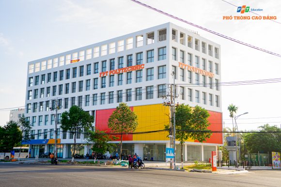 Liên Hệ - FPT PolySchool Thông Báo Tuyển Sinh 2025