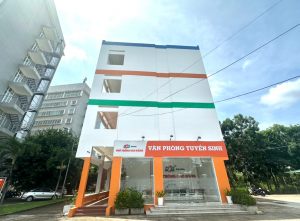 Liên Hệ - FPT PolySchool Thông Báo Tuyển Sinh 2025