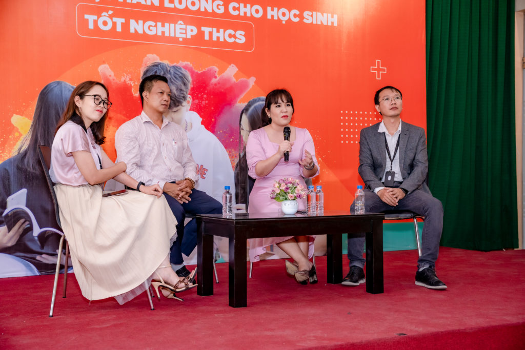 Cảm nhận phụ huynh vs học sinh sau hội thảo “Định hướng, phân luồng Học ...